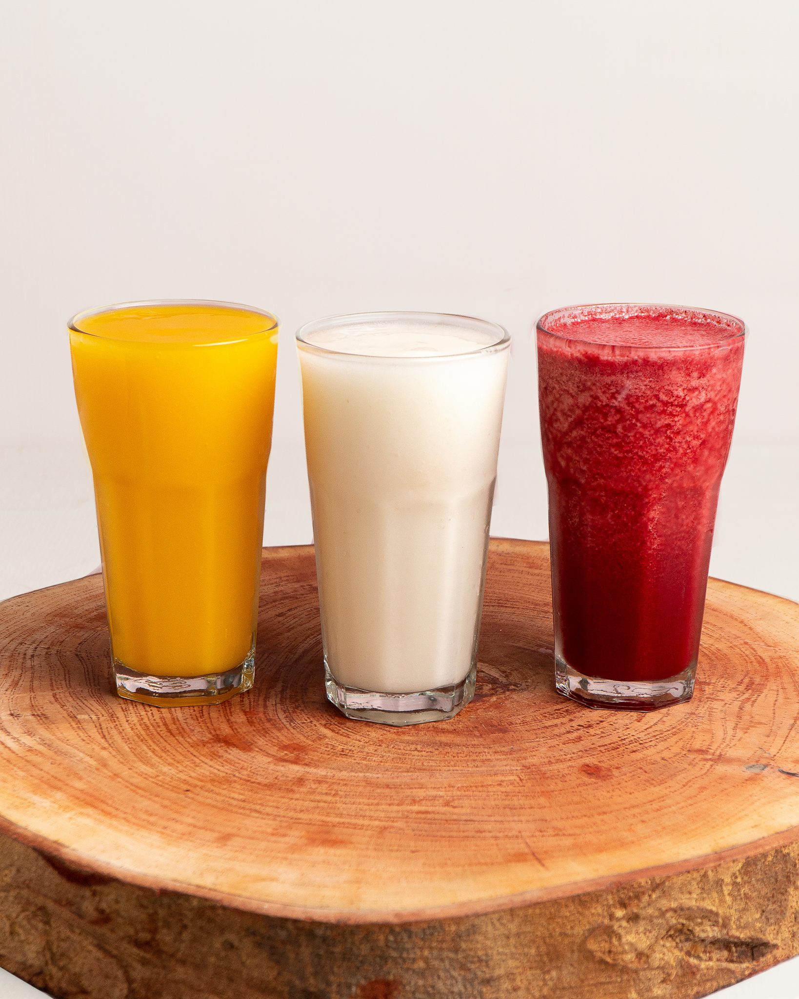 JUGO NATURAL EN LECHE – La Cascada